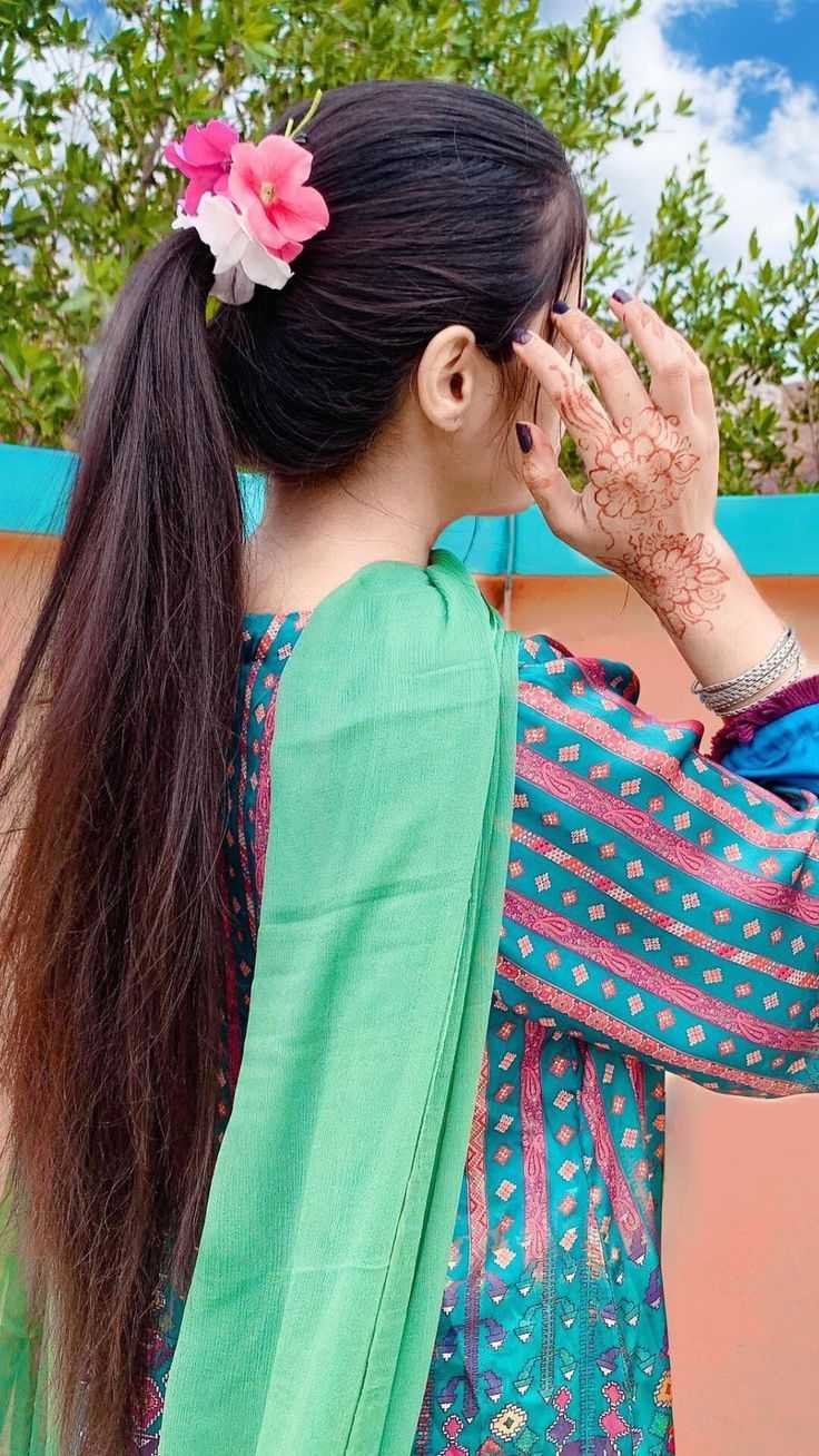 950 Hd Stunning Cute Girls Dp Photos Images Pictures Wallpapers