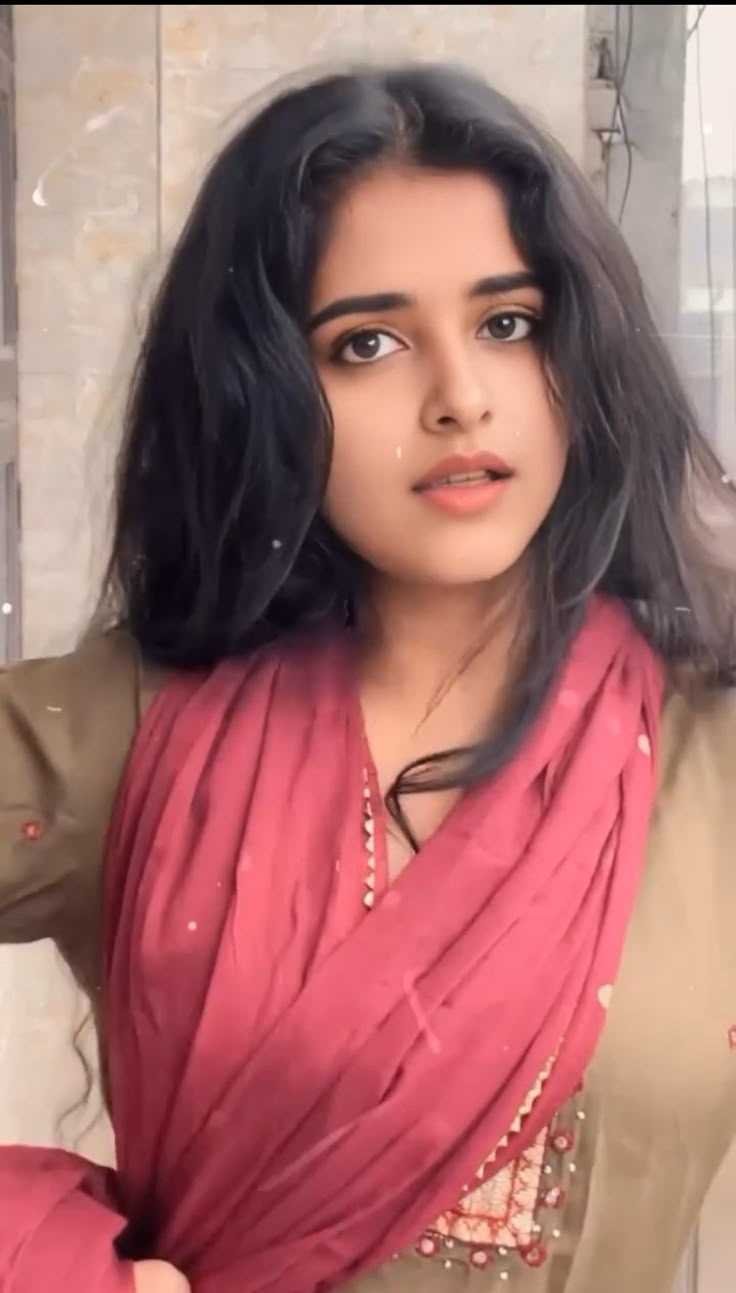 [1545+] Cute Real Girl Pic, Photos, Images & Pics Download Now - BuzzFreek