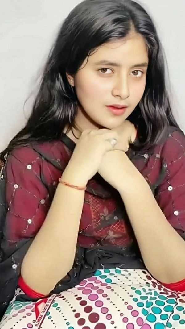 [1545+] Cute Real Girl Pic, Photos, Images & Pics Download Now - BuzzFreek