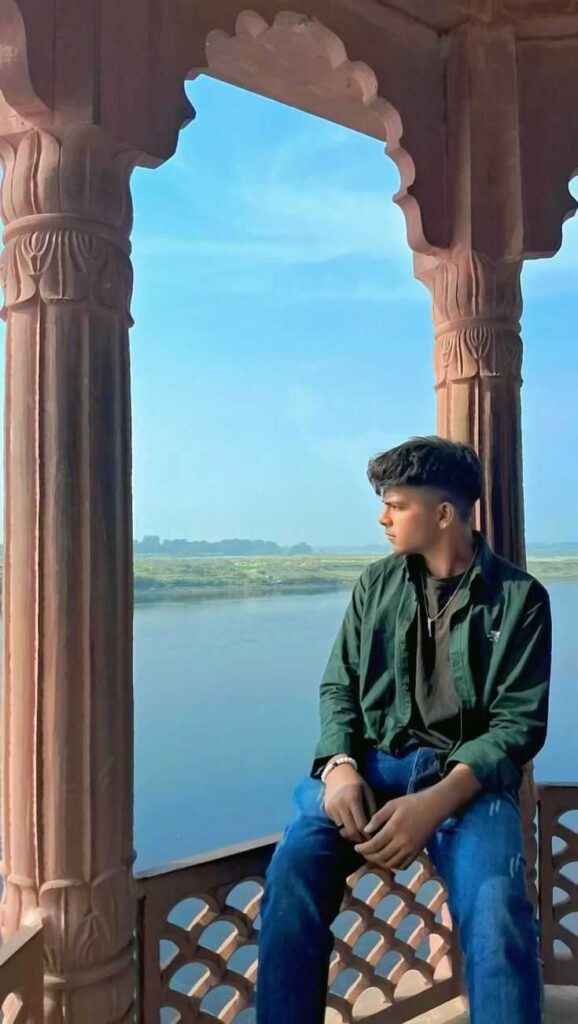 [1245+] Stunning HD Cute Boys DP, Photos, Images, Pictures & Wallpapers | (2025) - BuzzFreek